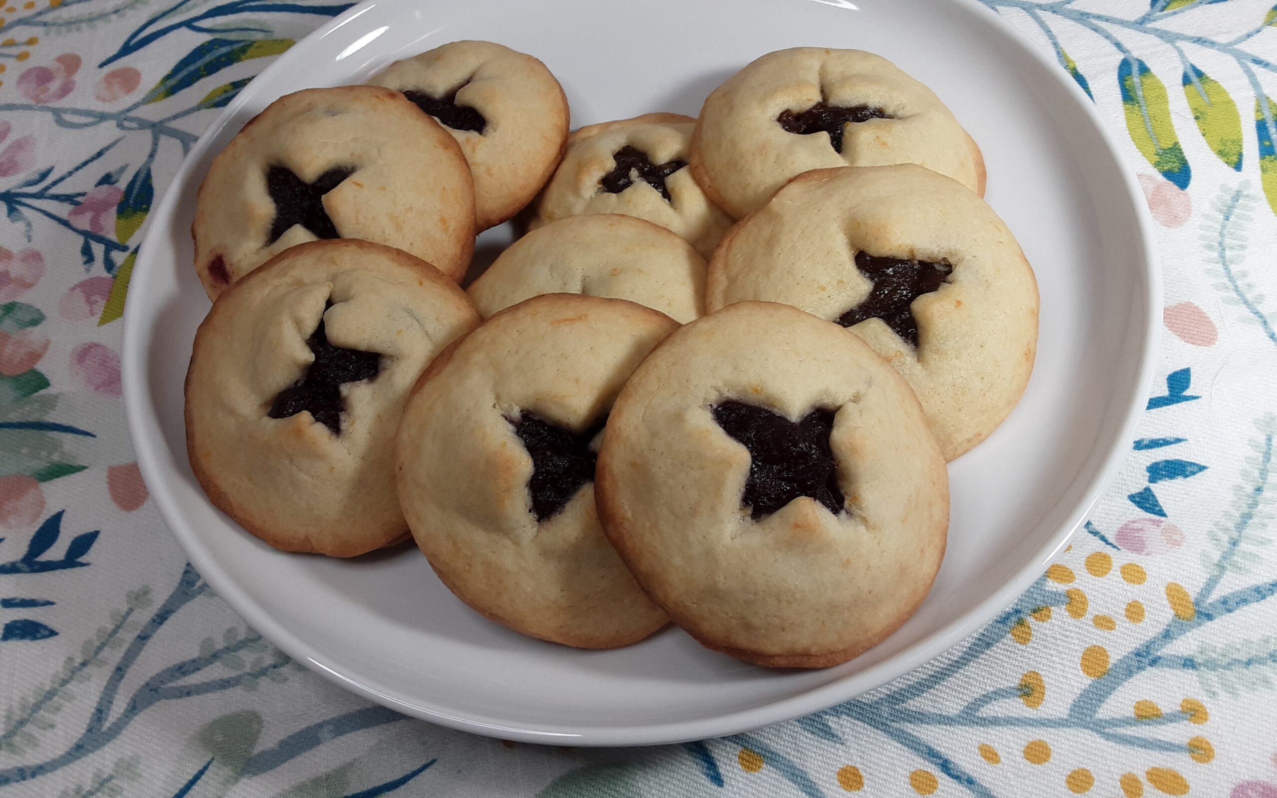 Cranberry Or Mincemeat Stuffed Cookies Meats Beets Bubbles